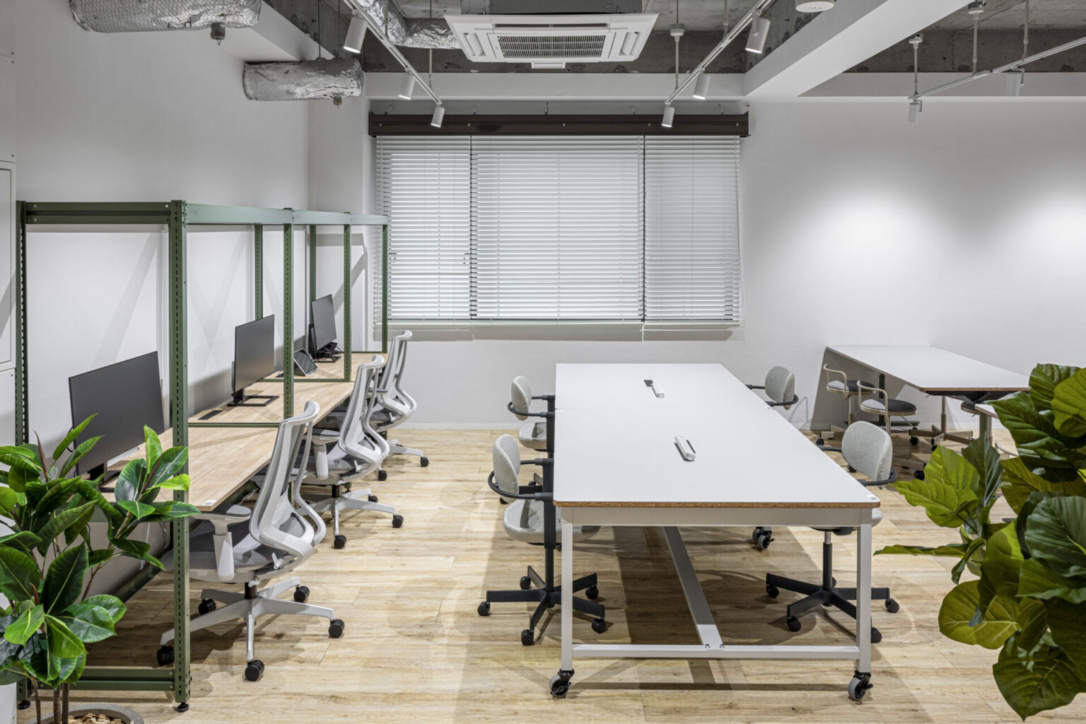 「出社したくなるオフィス」とは？ 働き方をデザインするヴィスが具体例を解説 | Workstyle Lab